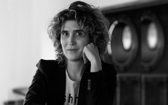 La curadora María Wills, nueva directora de la Unidad de Artes y otras ...