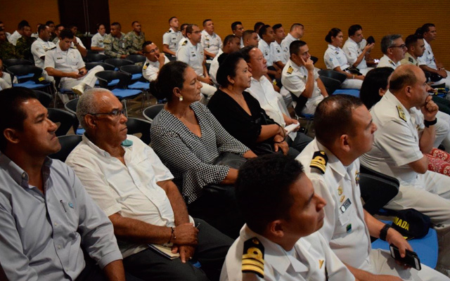 Celebramos el Mes del Mar junto a los héroes de la patria | La Red ...
